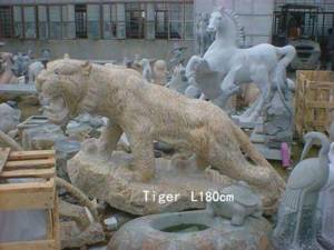 Marble Tiger Statue Carving